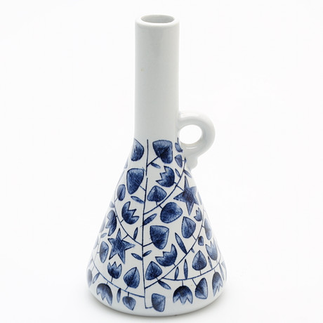 MARIANNE WESTMAN. hänkelvas, ur serien "Inga-Lill", flintgods ...