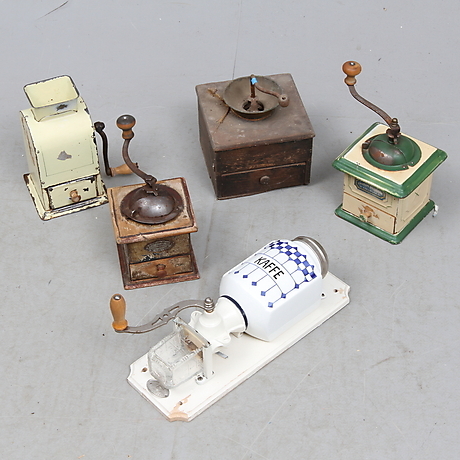 LOT OF A Collection GRINDERS, 5 pcs, 19th/20th century. Miscellaneous ...