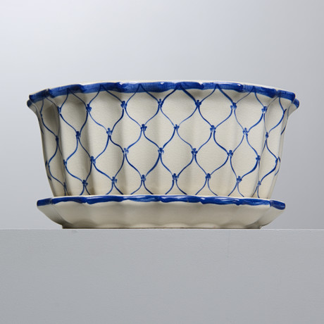 A ceramic outer lining, 21st century. Ceramics & Porcelain - European ...