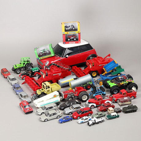 LEKSAKSBILAR, 40 st, 1900/2000-tal. Leksaker - Leksaker - Auctionet