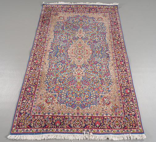 MATTA Kirman, Persisk, handknuten. Mattor & Textil - Mattor - Auctionet