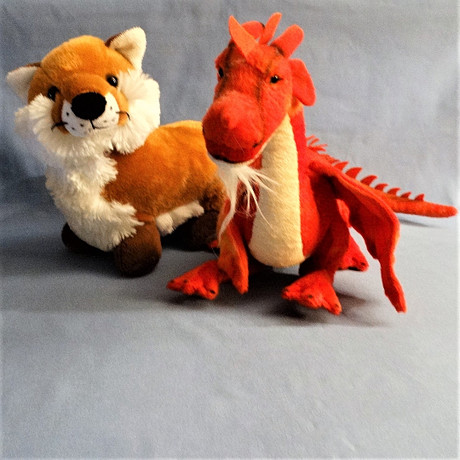 TWO STUFFED ANIMALS. Toys - Toys - Auctionet