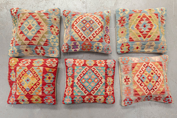 KUDDFODRAL. 6 stycken, kelim, klassisk design, ca 50 x 50 cm. Mattor ...