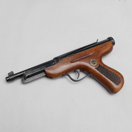 AIR PISTOL, Zenith, calibre 4,5, in original box. Weapons & Militaria ...