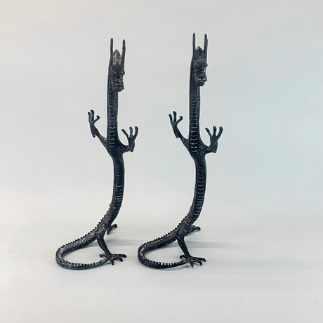 CHINESE REARING DRAGON FIGURES. Asiatica - Auctionet