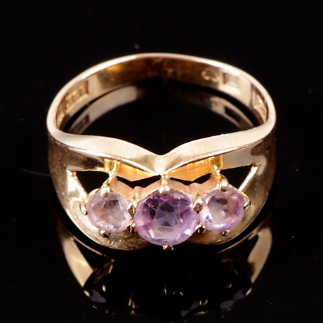 RING, 18k gold, BEH Bengt Hallberg Guldsmeds AB, Köping, 1962 ...