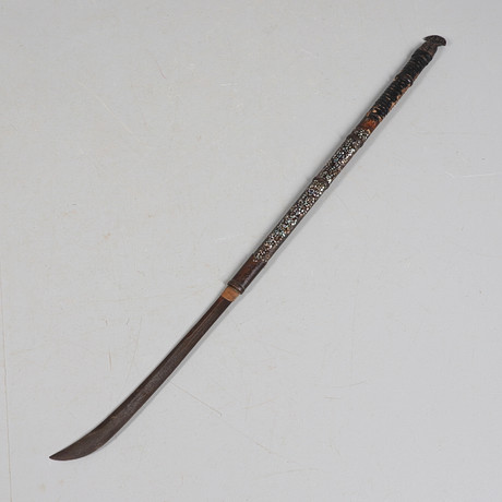 A 19TH CENTURY JAPANESE SAMURAI NAGINATA POLEARM SWORD. Weapons ...