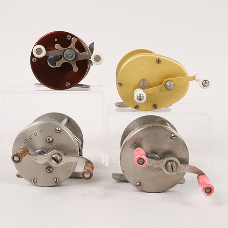 A pair of 4 fishing reels, Pebeco and Victory, Sweden, around the ...