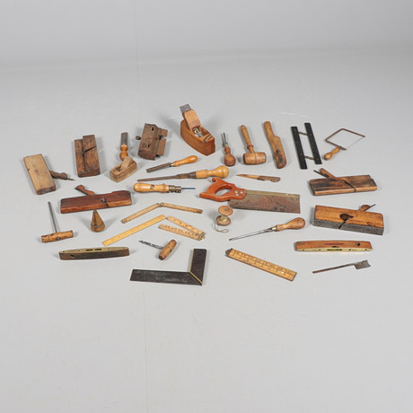 A GROUP OF VINTAGE WOODWORKING TOOLS. Swedish Folk Art - Tools & Gears ...