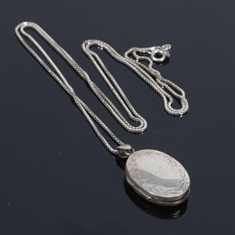 (24C30) MEDALJONG och KEDJA, Sterling silver, Olof Pettersson AB. 1900-talets sista kvartal ...