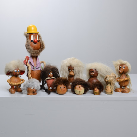 TROLL, 11 st, figuriner i trä, ca 1960/70-tal. Leksaker - Leksaker ...