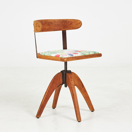 A work chair/desk chair, early 20th century, upholstered seat o Josef ...