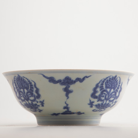 Ming style blue white bowl, Chenghua brand. Asiatica - Auctionet