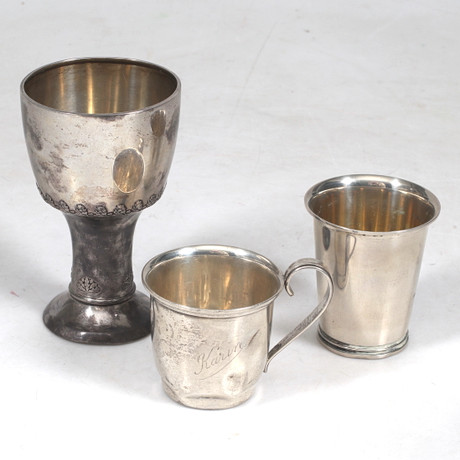 A set of two silver cups, 20th century. Silver & Metals - Silver ...