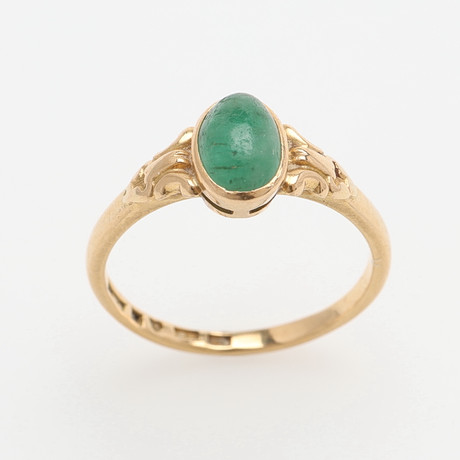 GULDRING MED GRÖN QUARTZ STEN. Smycken & Ädelstenar - Ringar - Auctionet