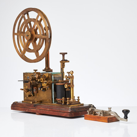 TELEGRAPH APPARATUS for Morse, with telegraph key/key, production from ...
