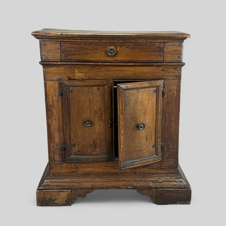CABINET, baroque, provincial work, box, two hatches with wood asp, hand ...