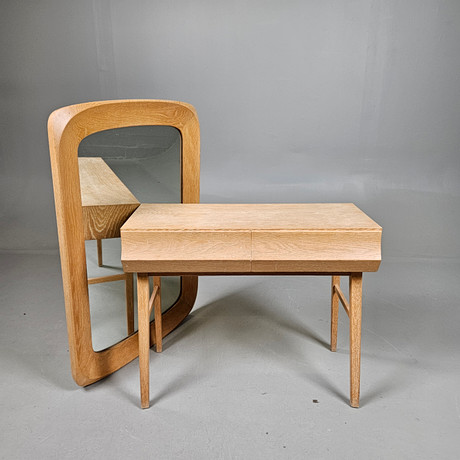HALLMÖBEL, 2 kpl, tammi, AB Glass & Wood, Hovmantorp, 1900-luvun ...