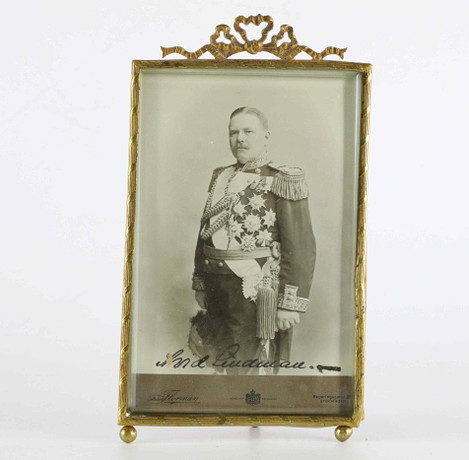 ARVID LINDMAN (1862-1936). Portrait-photograph with signature, Lindman ...