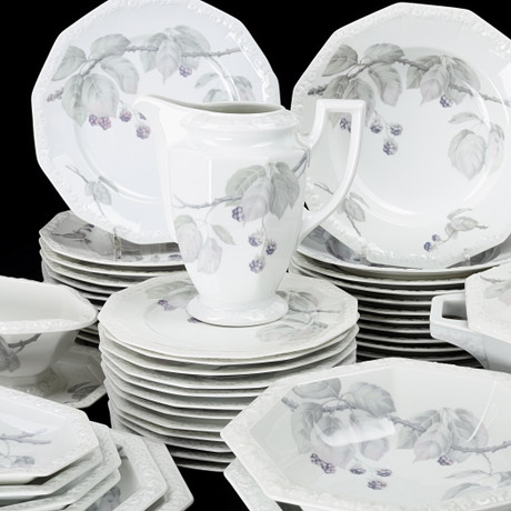 A 47-piece tableware set, “Maria blackberry”, Rosenthal. Ceramics ...