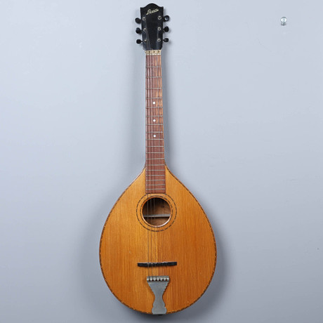 LUTA, Levin, Gothenburg. Miscellaneous - Musical instruments - Auctionet