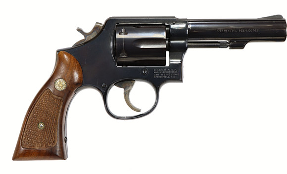 REVOLVER, Double Action, fabrikat Smith & Wesson, modell 547, kaliber ...