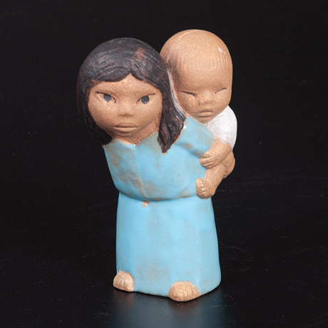 LISA LARSON. Figurin, "Öst" ur världens barn. Keramik & Porslin ...