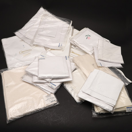 ASSORTED TABLE LINENS & OTHER ITEMS. Carpets & Textiles - Textiles ...