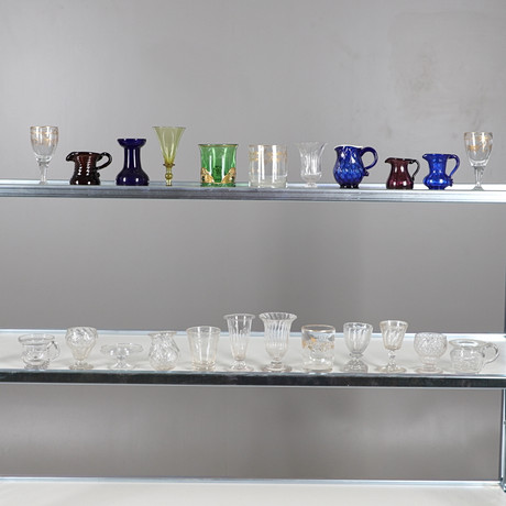 ANTIQUE TABLE GLASS. Glass - Tableware - Auctionet