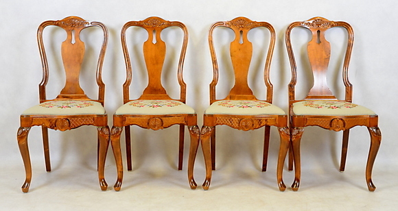 SILLAS, 4 piezas, estilo rococó, fábrica de muebles Blomstermåla ...
