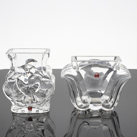 VASER, 2 st, glas, bl a Bengt Edenflak, Orrefors, 1900-talets andra ...