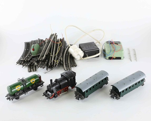 Ein Trix Express-Zugset, Mitte des 20. Jahrhunderts in Deutschland ...