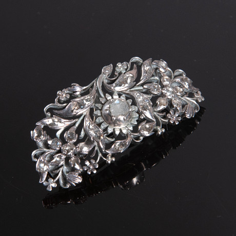 BROOCH. Silver and rose cut diamonds, 10,33 g. First part of the 20th ...