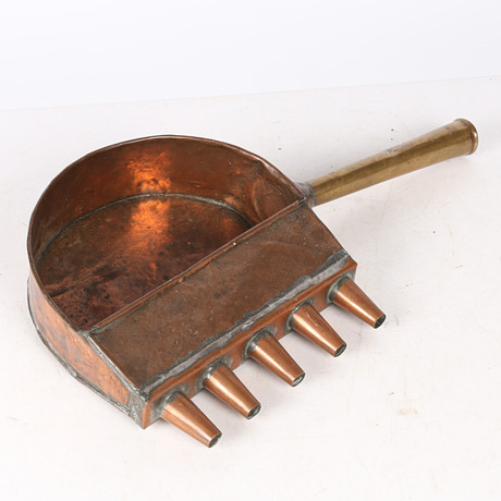 A 19TH CENTURY COPPER CANDLE WAX POURER. Silver & Metals - Pewter ...