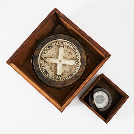 SHIP COMPASSES, 2 pieces, G.W. Lyth Stockholm. Collectables - Technica ...
