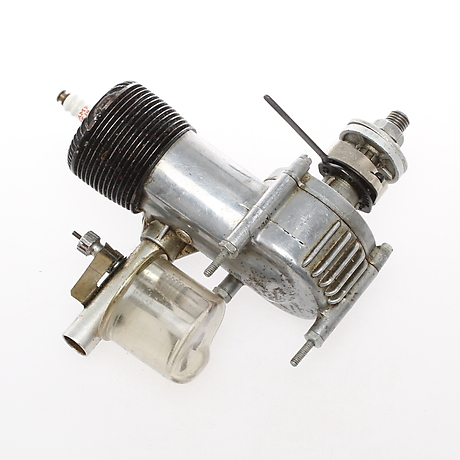 MODEL ENGINE, (spark plug), Olson Rice, 60-10 ccm. England or the USA ...