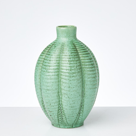 ANNA-LISA THOMSON. A 1930-40 century vase, cleft shape, relief ...