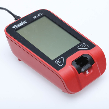 HEMOGLOBIN METER. HemoCue Hb 801. Comes with 50 Micro-Cuvettes ...