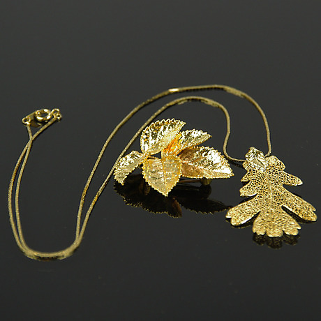 BROOCH AND PENDANT, gold-plated, "The Golden Leave". Jewellery ...