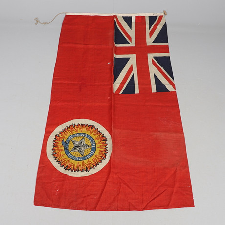 A VICEROY OF INDIA RED ENSIGN WITH STAR OF INDIA EMBLEM. Weapons ...