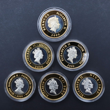 A COLLECTION OF QUEEN ELIZABETH THE QUEEN MOTHER CENTENARY COLLECTION ...