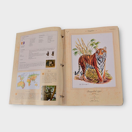 COVER, Wonderful world of animals, Magnifica animalia picturata. Books ...