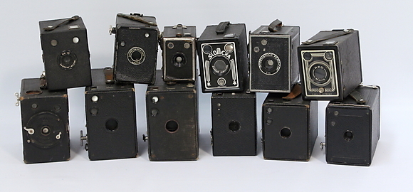 CAMERA COLLECTION, 12 pieces, box cameras. Photo, Cameras & Lenses ...