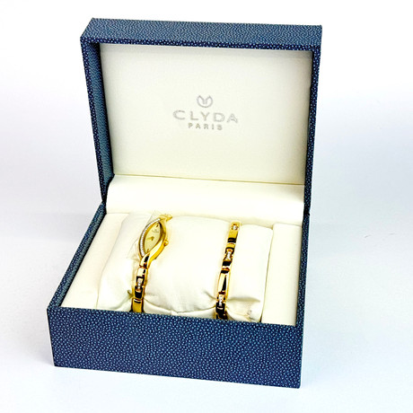 CLYDA PARIS LADY'S WRISTWATCH & MATCHING BRACELET. Clocks & Watches ...