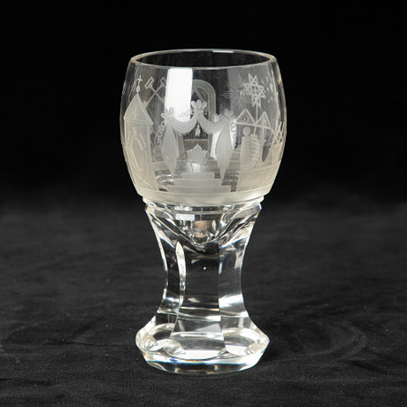 A MASONIC GLASS, 18th/20th century. Glass - Utility glass - Auctionet