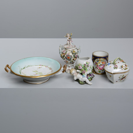 A set of five porcelain objects, Germany, first part of the 20th ...