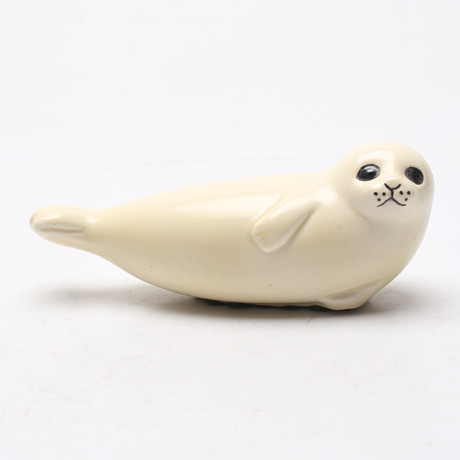 LISA LARSON. Figurin, stengods, säl. Keramik & Porslin - Europeiskt ...