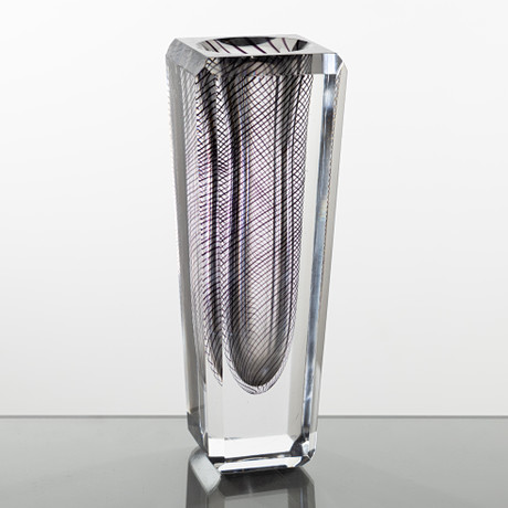 VICKE LINDSTRAND. A glass vase, signed, Kosta, 1950s. Glass - Utility ...