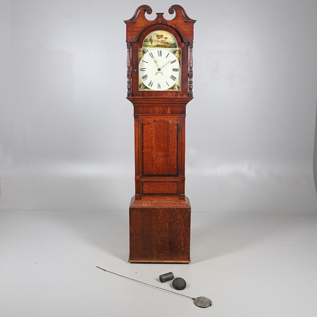 ANTIK EKHÖLJE LÅNG KLOCKA. Klockor & Ur - Golvur - Auctionet