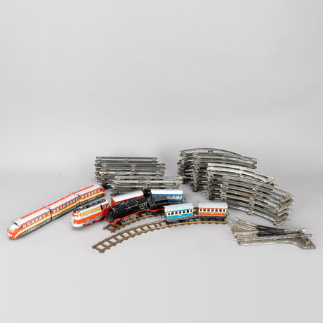 METALLWARENFABRIK JOHANN DISTLER KG. Battery train, gauge 0 on rails ...